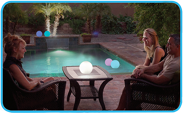 G.A.M.E. Solar Light Up Globe: Floating Pool Light